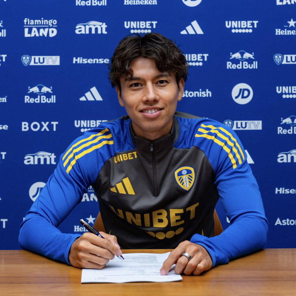 Leeds United confirm the signing of Japanese international - The Leeds ...