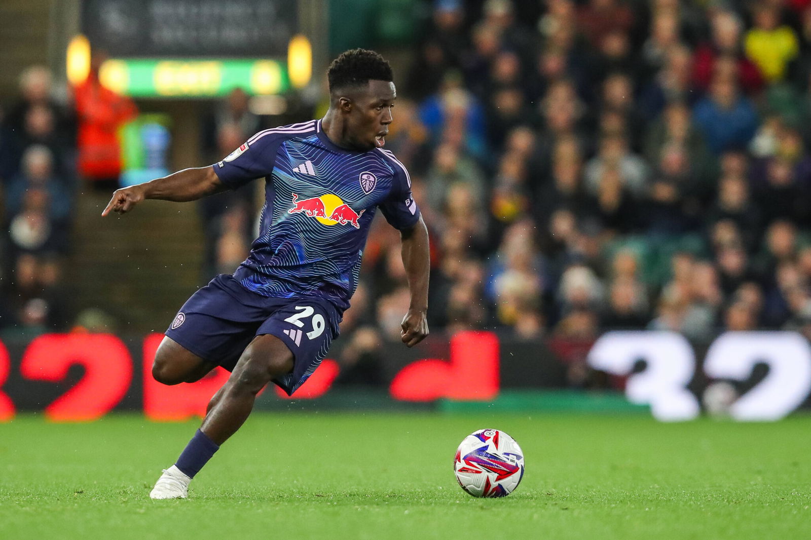 Daniel Farke reveals huge Willy Gnonto update - The Leeds Press