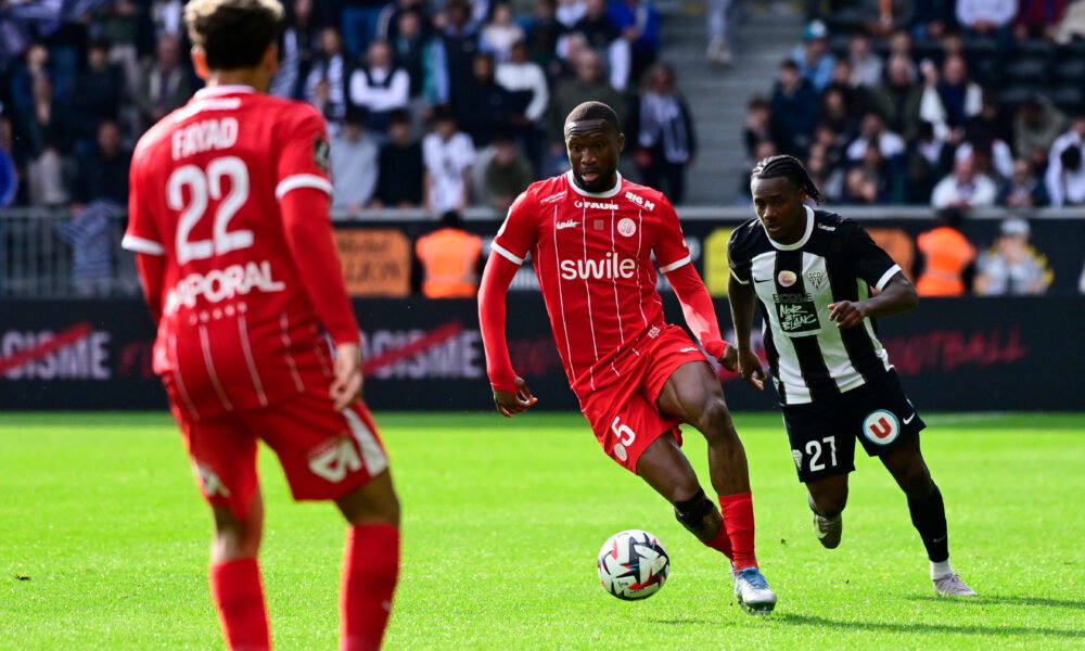 Leeds United show interest in £3.5M Ligue 1 star - club is preparing ...
