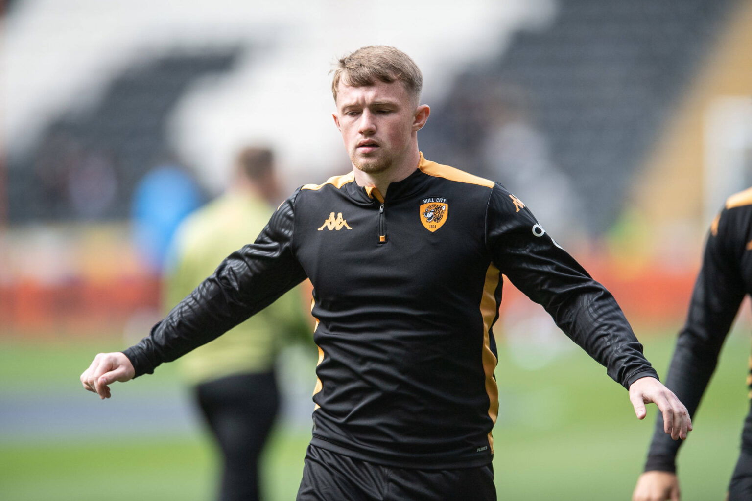 Joe Gelhardt's Hull City move to suffer huge blow - Leeds United ...