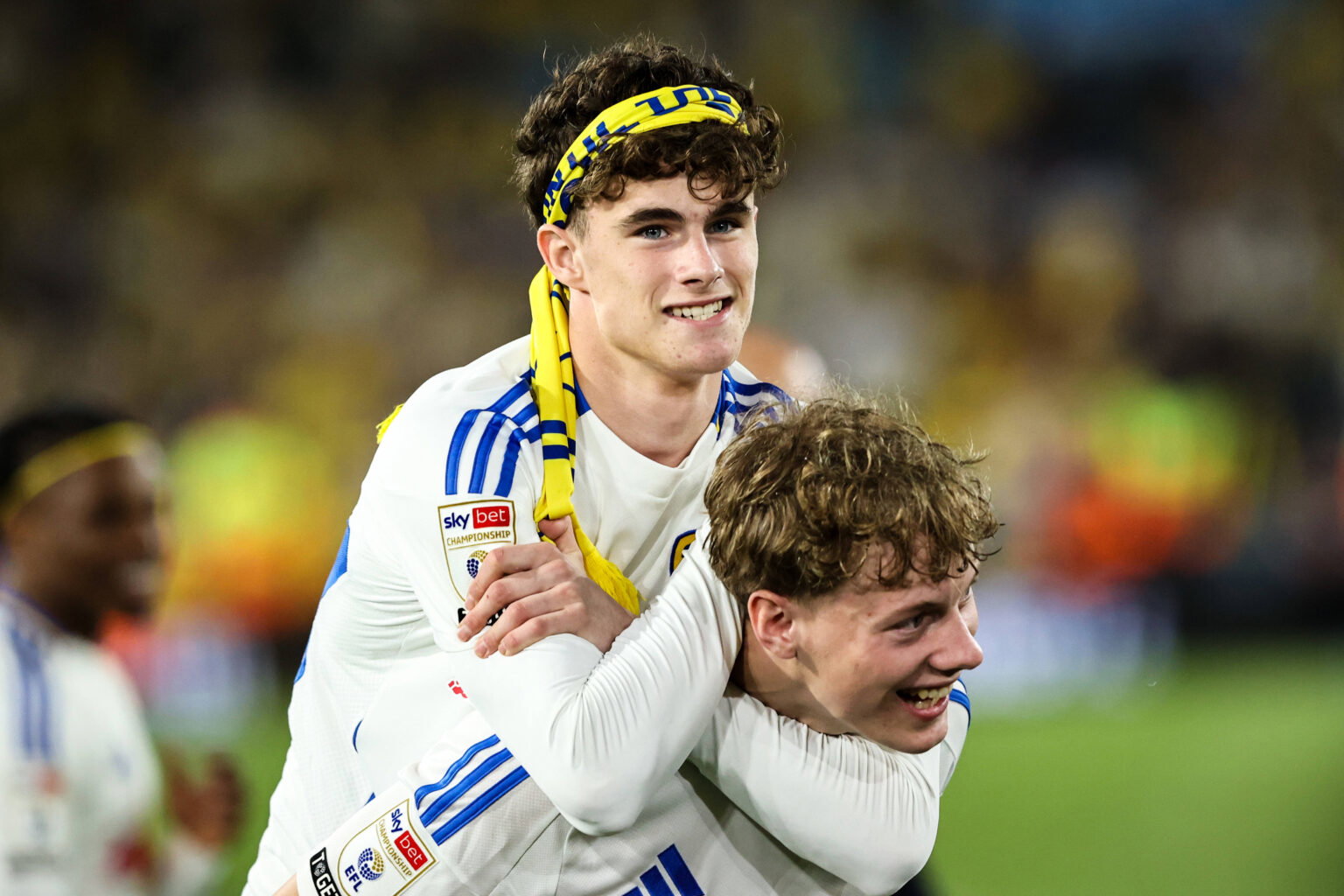 Harry Gray signs new Leeds United contract - ‘Deal is done’ sparks ...