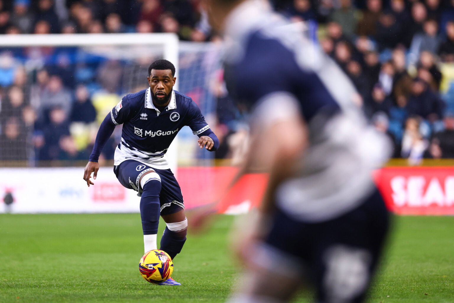 Huge update for Leeds United as Millwall are open to losing player - £1 ...