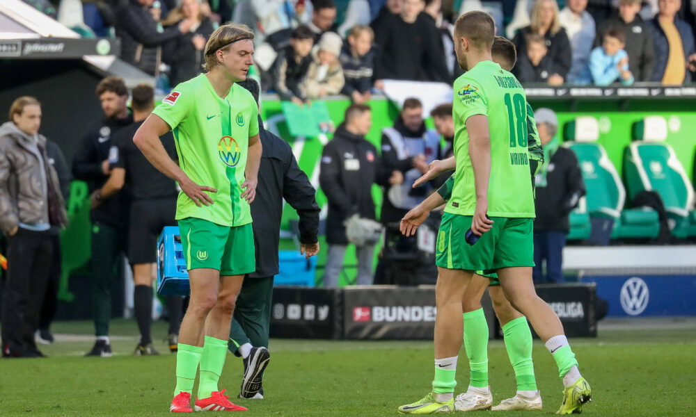 Player to arrive for medical at Leeds United on Monday - £5M deal ...