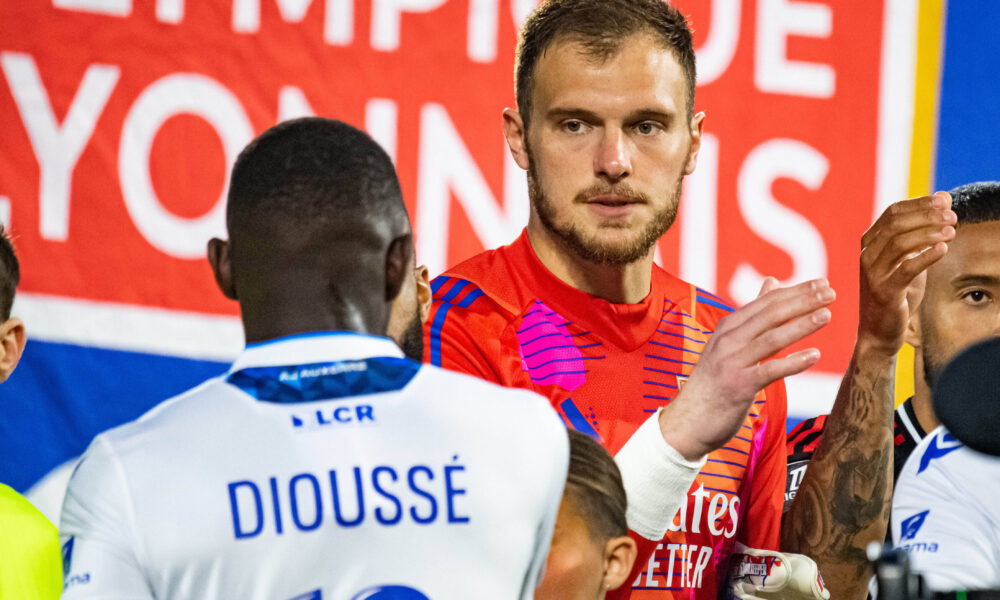Medical completed as Leeds United set to announce latest signing - The ...