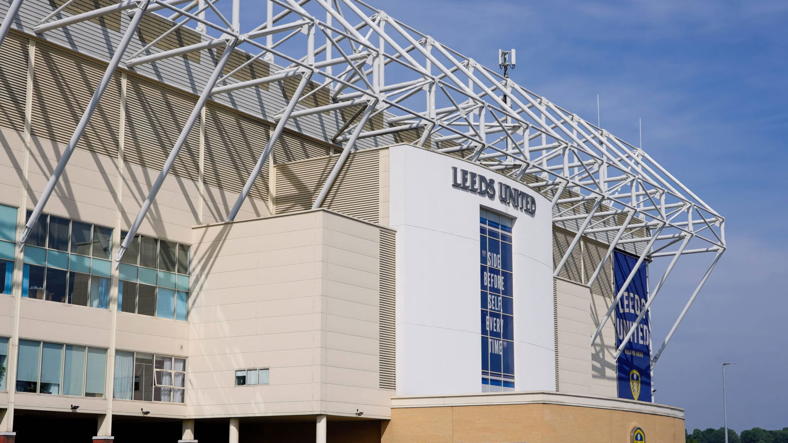 Shar wacanno naakt this lady is young Hispanic woman of