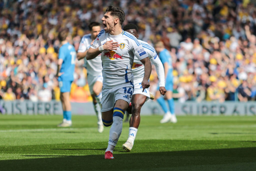 Source reveals £15.7M reason why Manor Solomon turned down Leeds United ...