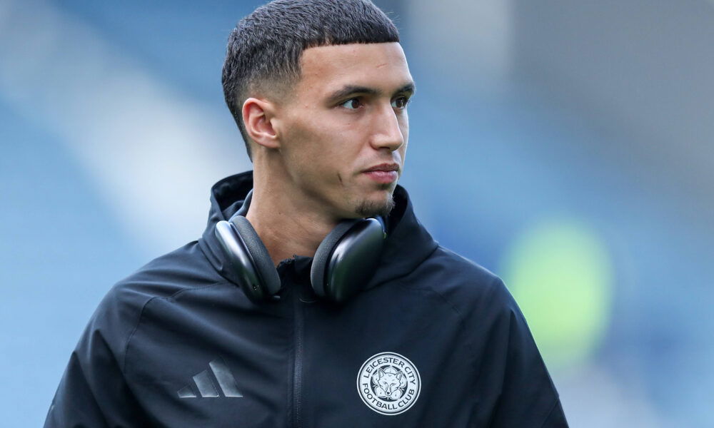 Major transfer update as £30M star's representatives reveal Leeds ...