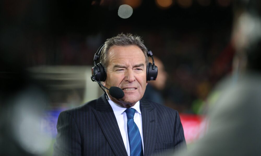 "Where’s the excitement?" - Jeff Stelling tears into Leeds United ...