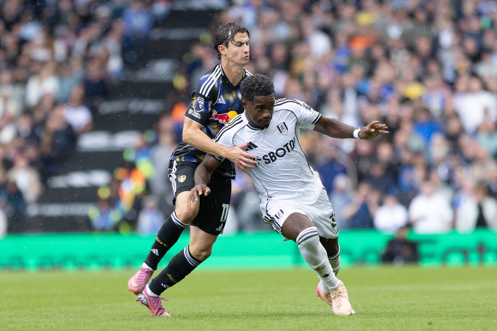 Leeds United must drop £25m player who is not Premier League quality ...
